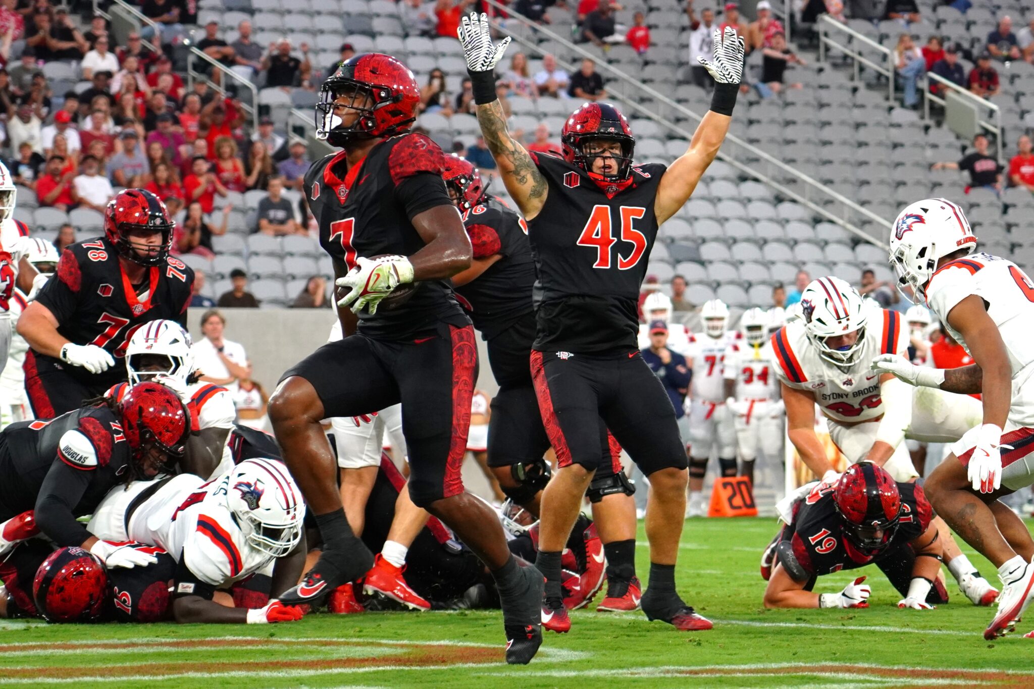 Aztecs begin season with dominant 42-0 win over Seawolves - East ...
