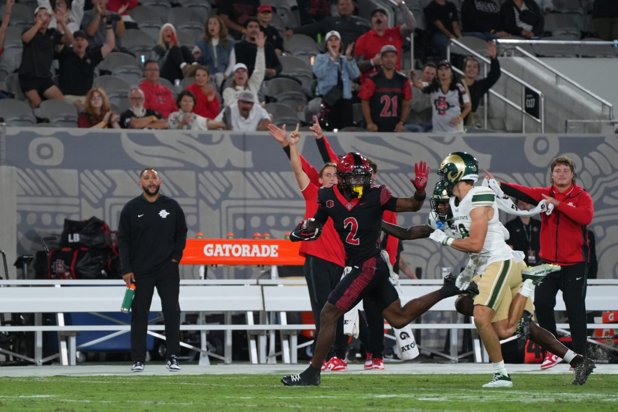Aztecs continue home dominance with 45-24 victory over Rams - East ...